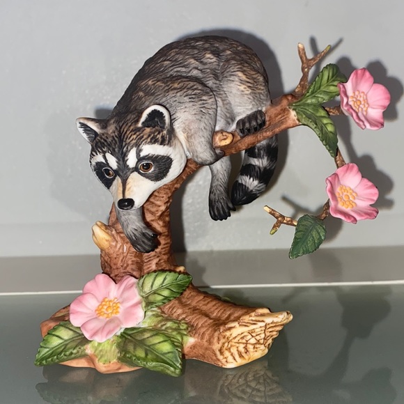 Lenox | Accents | Lenox Twilight Mischief Raccoon Figurine Woodland ...